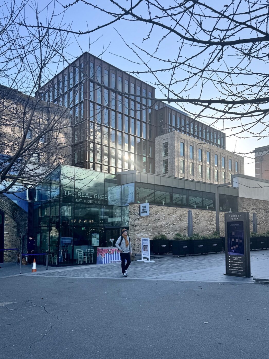 Tower Bridge Court - Stiff + Trevillion